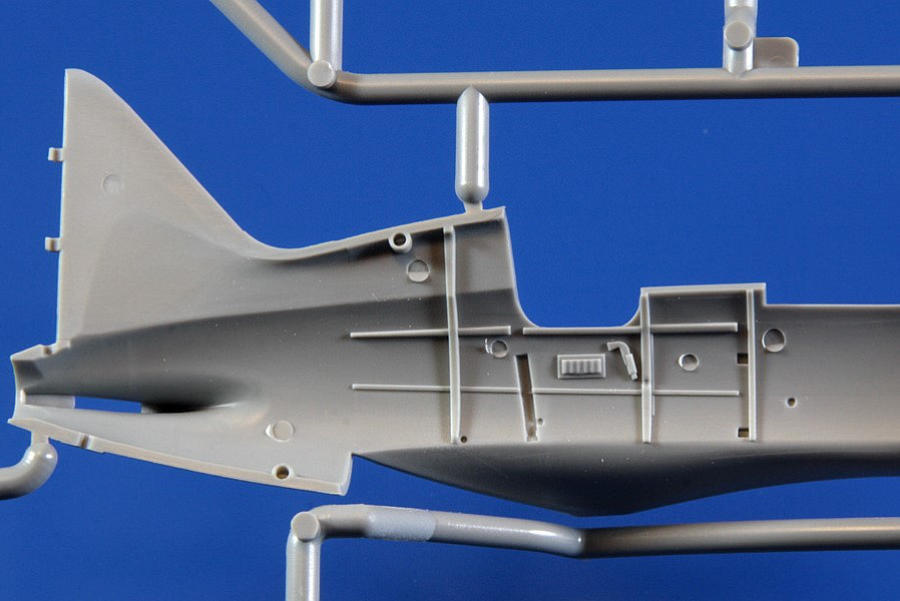 ICM 48097 - I-16 type 24