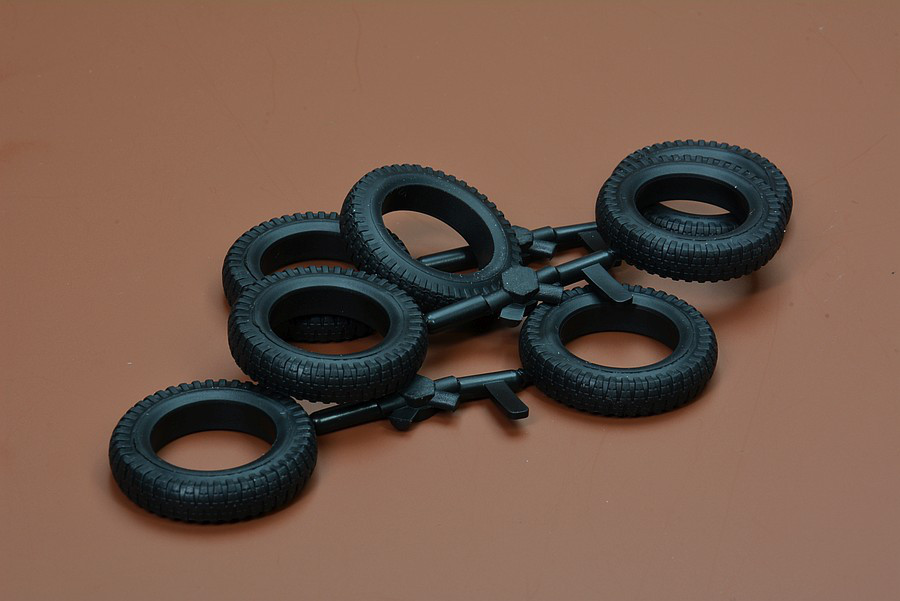 ICM 35420 - Typ L3000S WWII German Truck